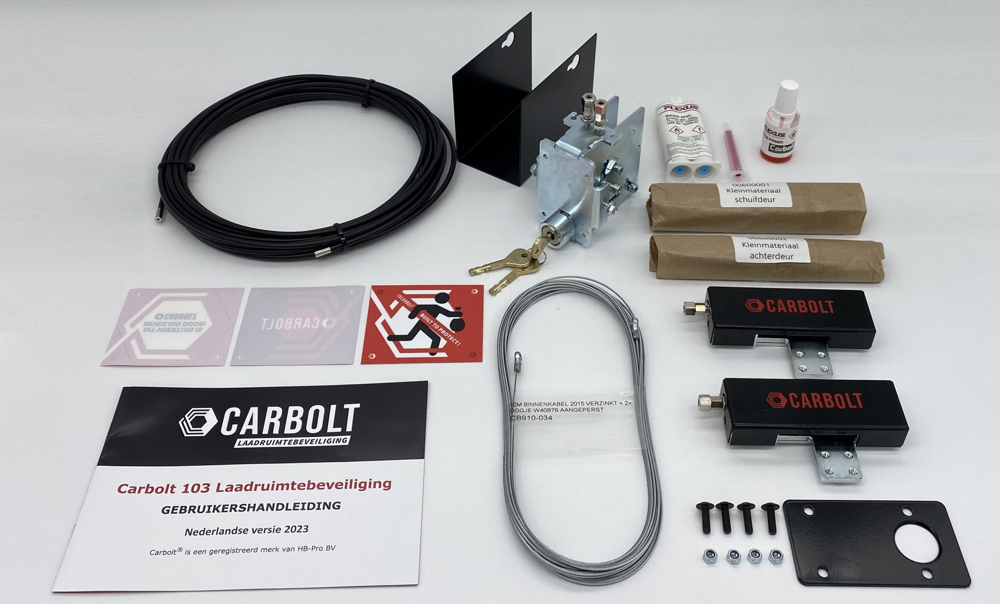Carbolt 103 - Mechanical built-in locks for the entire cargo area