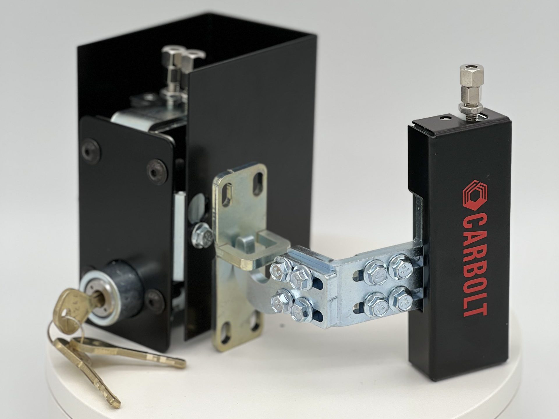 Carbolt 103 - Mechanical built-in locks for the entire cargo area